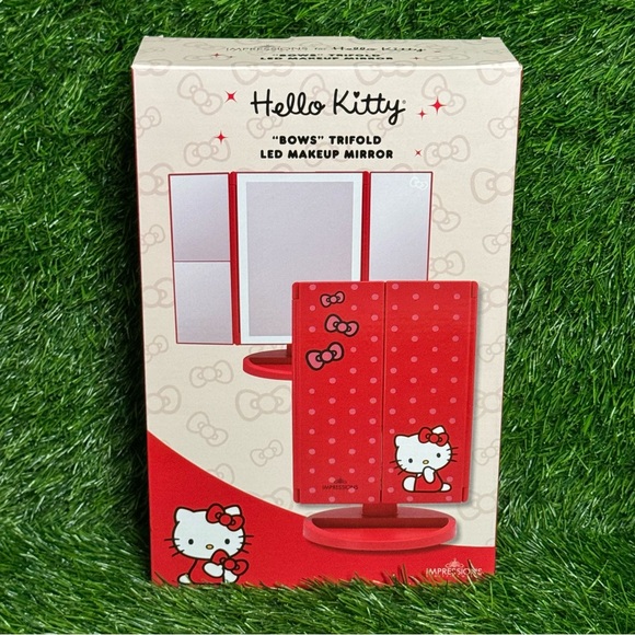 Impressions | Other | Hello Kitty Bows Trifold Led Makeup Mirror New ...